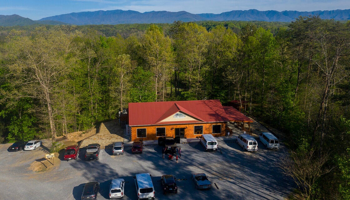 Plan A Visit To Legacy Mountain Zipline in Pigeon Forge | Legacy ...